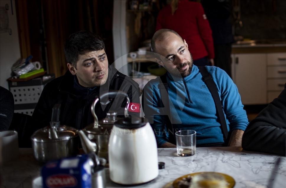 Antarctica: Turkish Scientist Team visit foreign countries' bases ...