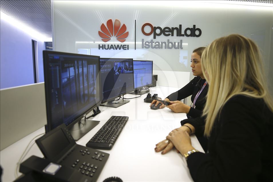 Istanbul becomes Huawei's technological base - Anadolu Ajansı