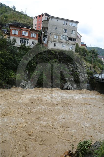 Northeastern Turkey: Heavy rains cause flash floods - Anadolu Ajansı