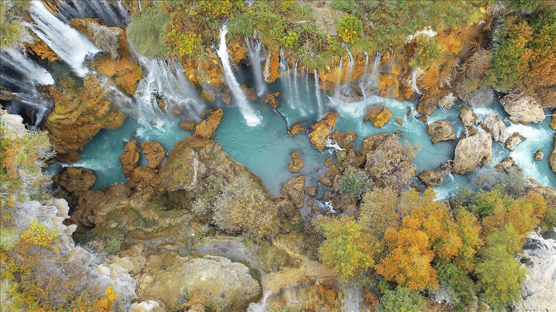Autumn beauty in Goksu Waterfall - Anadolu Ajansı
