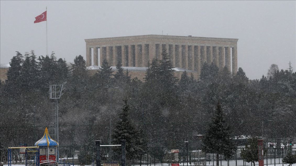 Snowfall in Turkey's Ankara - Anadolu Ajansı