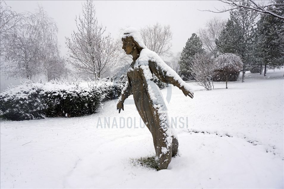Snowfall in Turkey's Ankara - Anadolu Ajansı