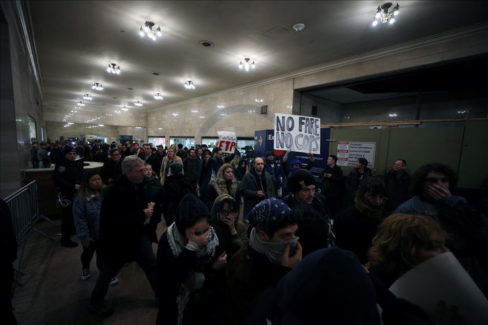 Subway Protest Takes Over Grand Central, Midtown Streets in NYC ...