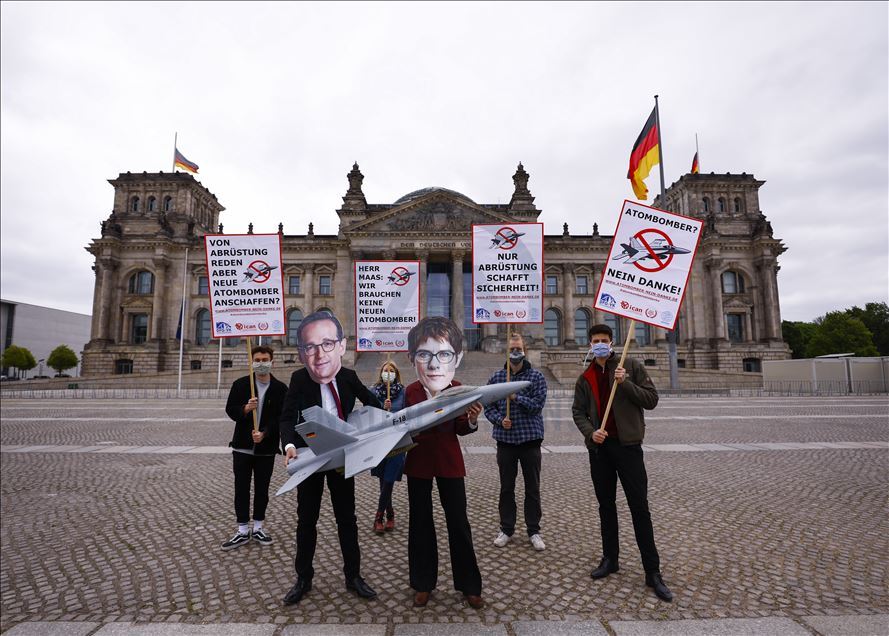 Anti-nuclear weapon demonstration in Berlin - Anadolu Ajansı