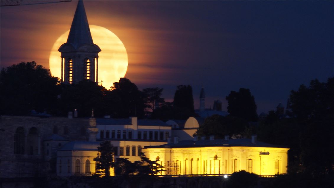 Full moon in Istanbul - Anadolu Ajansı