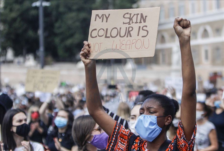 Marchas contra el racismo se toman Madrid y Roma - Anadolu Ajansı