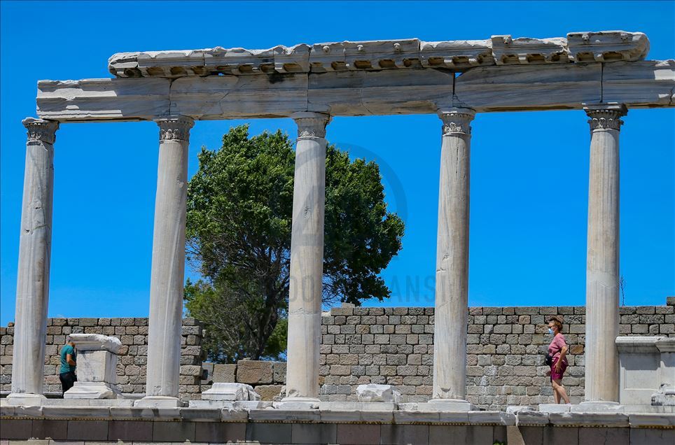 Acropolis of Pergamum (Pergamon) in Izmir's Bergama - Anadolu Ajansı