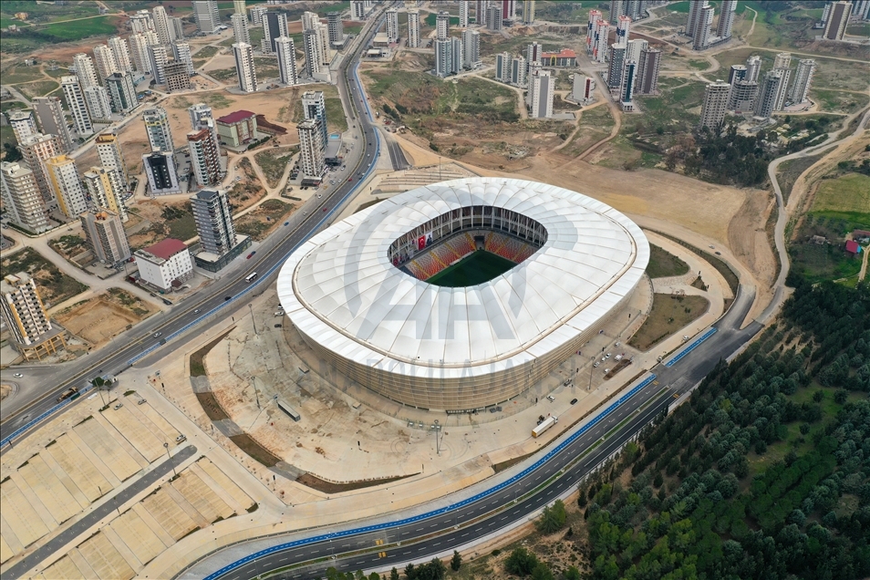 Yapımı tamamlanan Yeni Adana Stadı kapılarını açıyor - Anadolu Ajansı
