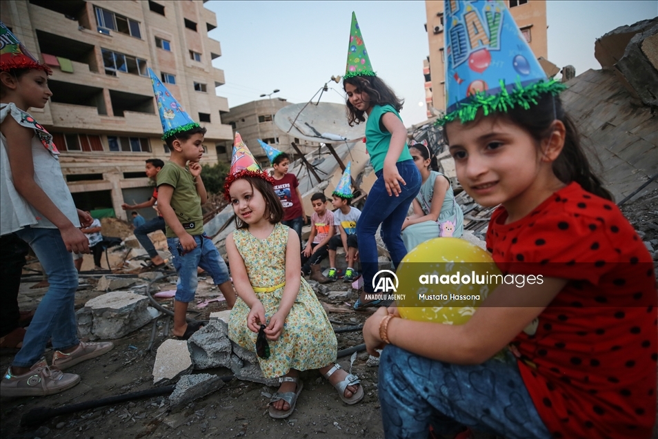 Palestinian child's birthday celebrated near debris of former house ...