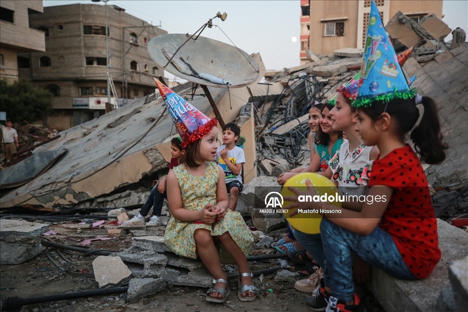 Palestinian child's birthday celebrated near debris of former house ...
