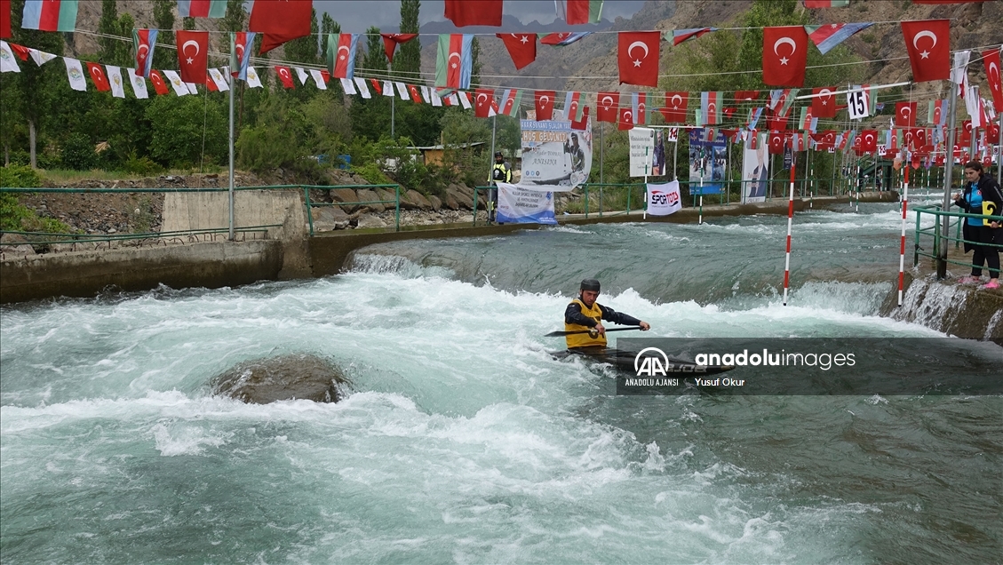 Akarsu Kano Slalom Türkiye Kupası yarışları Artvin'de sona erdi ...