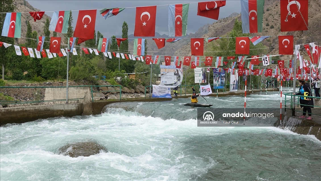 Akarsu Kano Slalom Türkiye Kupası yarışları Artvin'de sona erdi ...