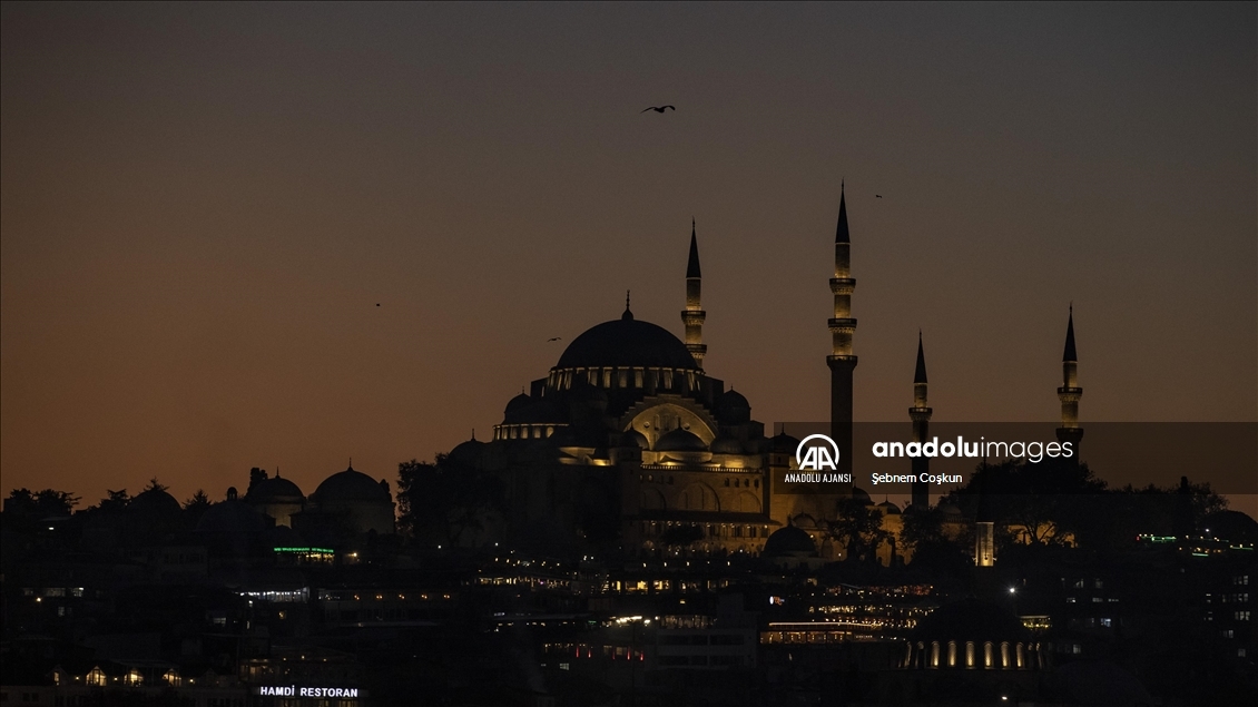 İstanbul'da gün batımı - Anadolu Ajansı