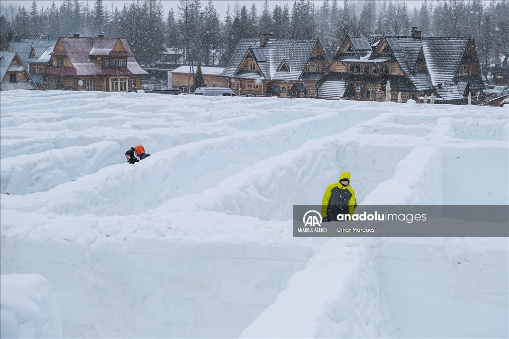 Poljska: Najveći snježni labirint na svijetu i ove godine dočekuje ...