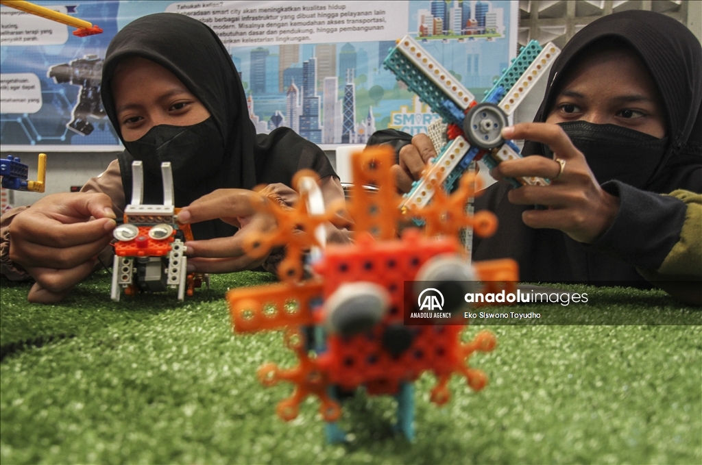 "Kampog Robot" pusat pendidikan robotic di Indonesia - Anadolu Ajansı