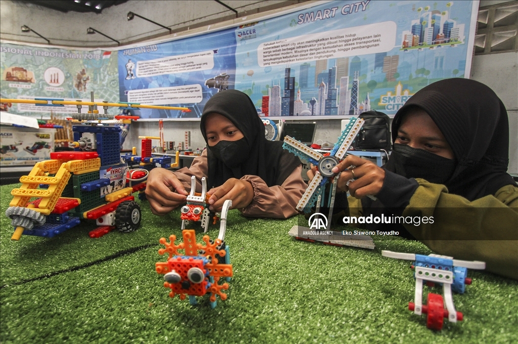 "Kampog Robot" pusat pendidikan robotic di Indonesia - Anadolu Ajansı