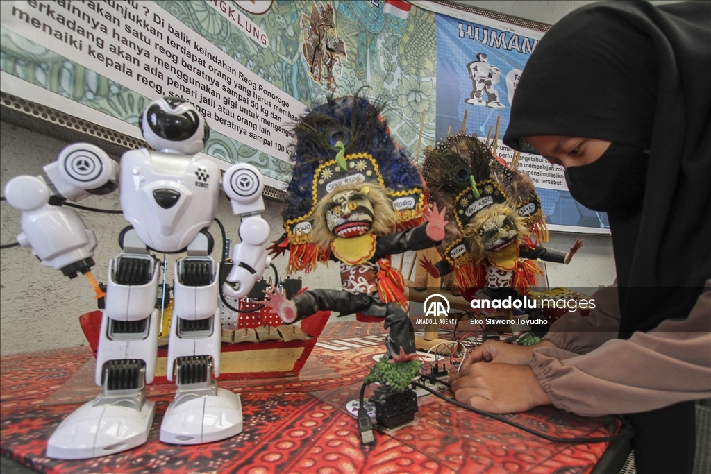 "Kampog Robot" pusat pendidikan robotic di Indonesia - Anadolu Ajansı