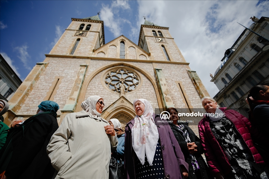 Saraybosna'da Srebrenitsa Soykırımı kurbanları anıldı - Anadolu Ajansı