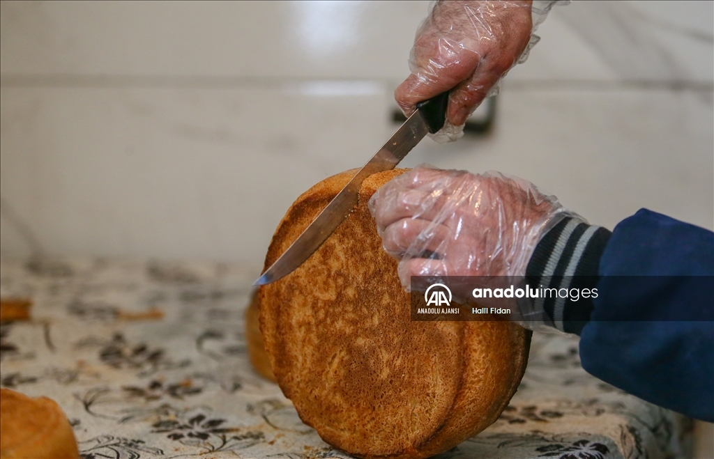 Germiyan ekmeğinin sırrı asırlık mayasında saklı
