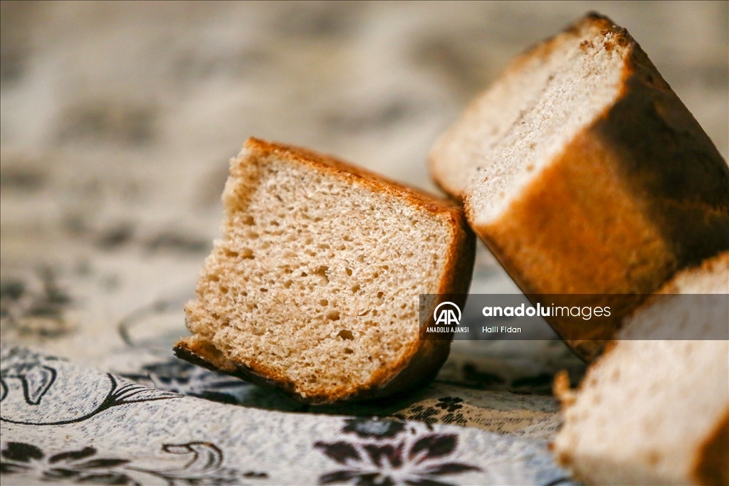 Germiyan ekmeğinin sırrı asırlık mayasında saklı