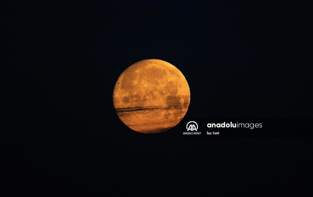 Full moon appears over Istanbul - Anadolu Ajansı