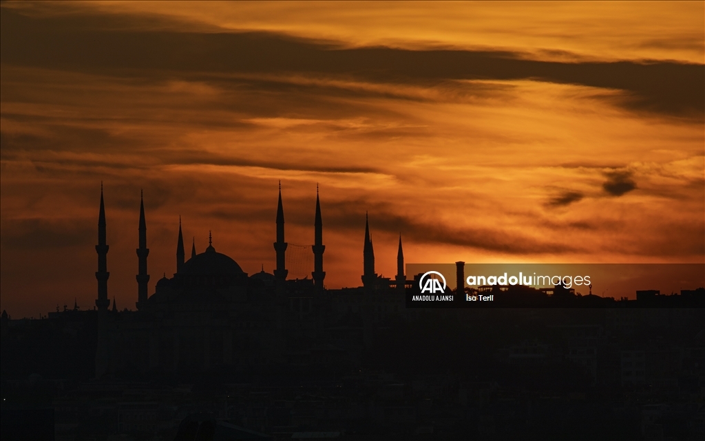 İstanbul'da gün batımı - Anadolu Ajansı