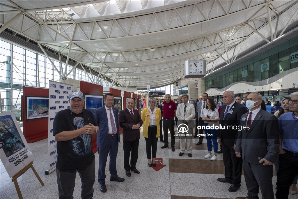 Tahsin Ceylan'ın "Akdeniz'i Tüketmeyelim" fotoğraf sergisi - Anadolu Ajansı