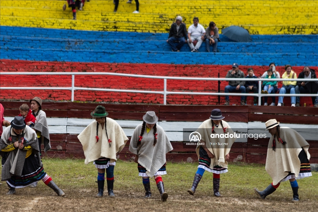 Kolombiya'da geleneksel kadın futbol müsabakaları - Anadolu Ajansı