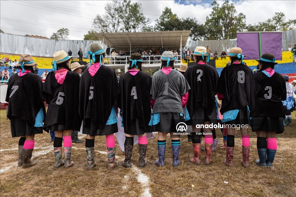 Kolombiya'da geleneksel kadın futbol müsabakaları - Anadolu Ajansı