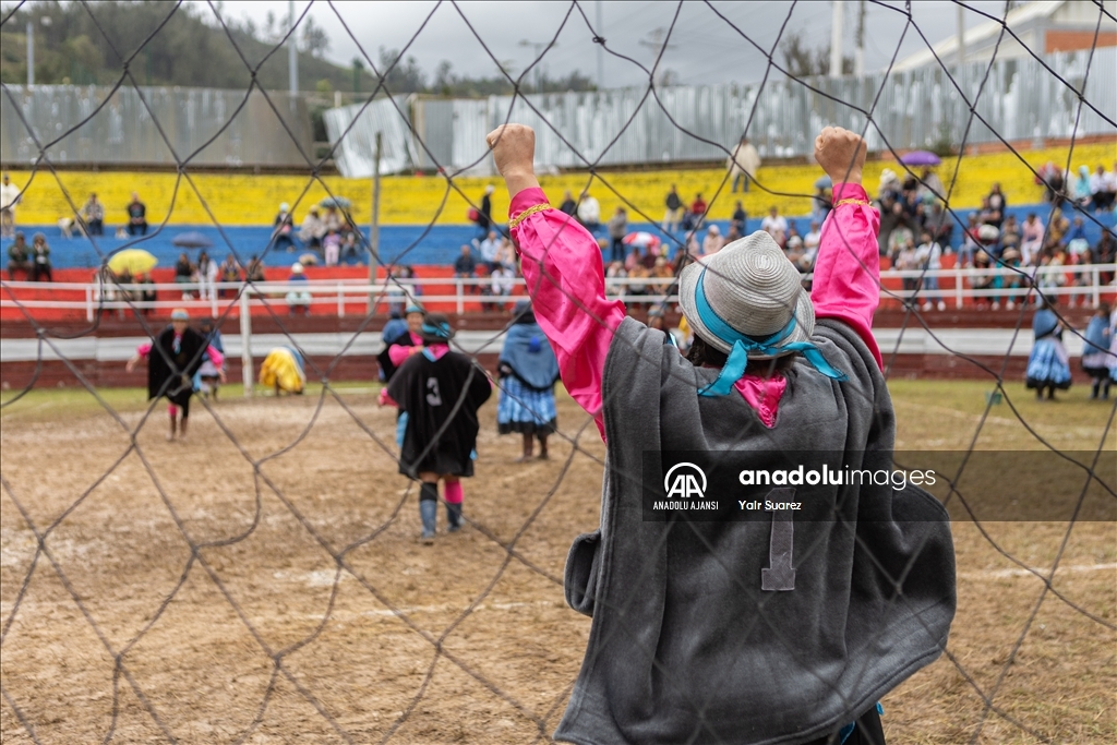 Kolombiya'da geleneksel kadın futbol müsabakaları - Anadolu Ajansı