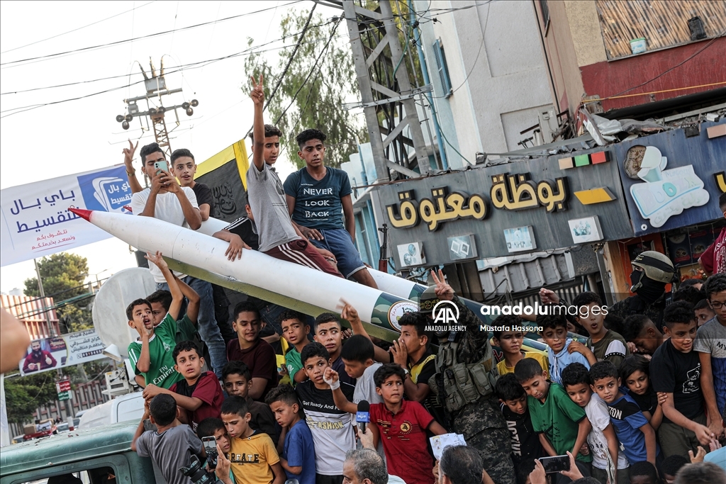 Parade militer Brigade al-Quds di kota Rafah, Gaza - Anadolu Ajansı