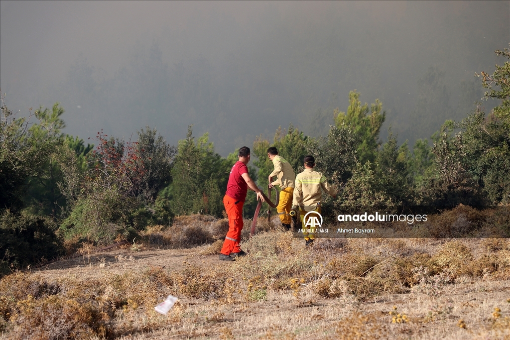 Manisa Soma'da çıkan ikinci yangını kısmen kontrol altına alındı ...