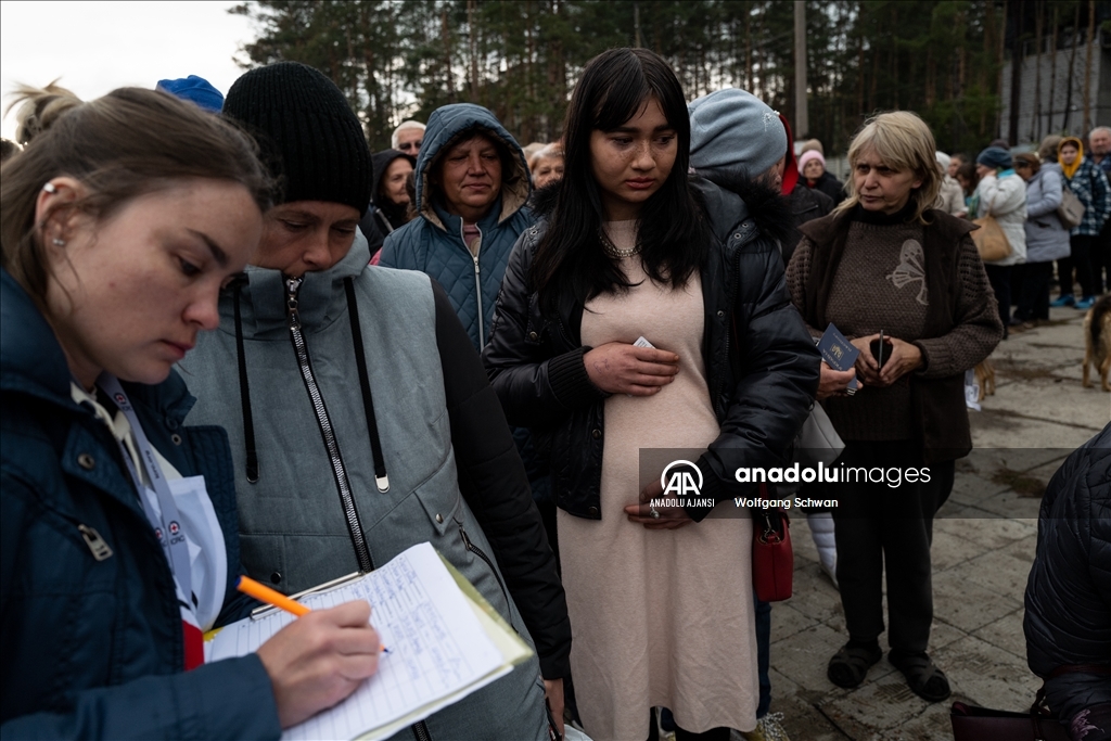 Ukrayna'nın Sviatohirsk kenti savaşın izlerini taşıyor - Anadolu Ajansı