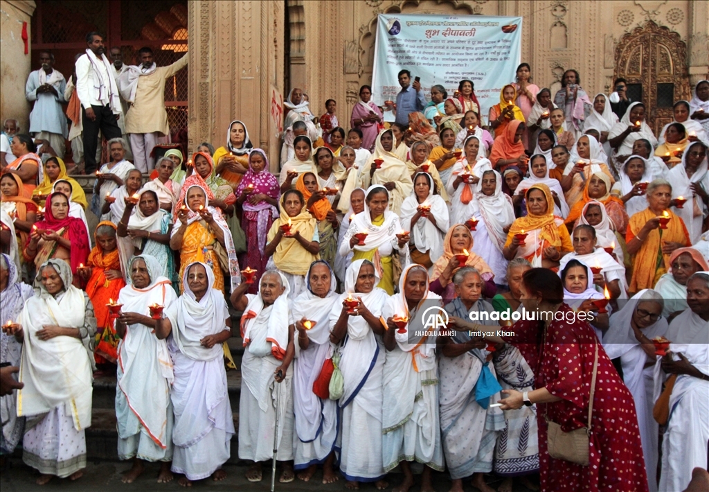 Hindistan'da Divali Bayramı kutlandı - Anadolu Ajansı