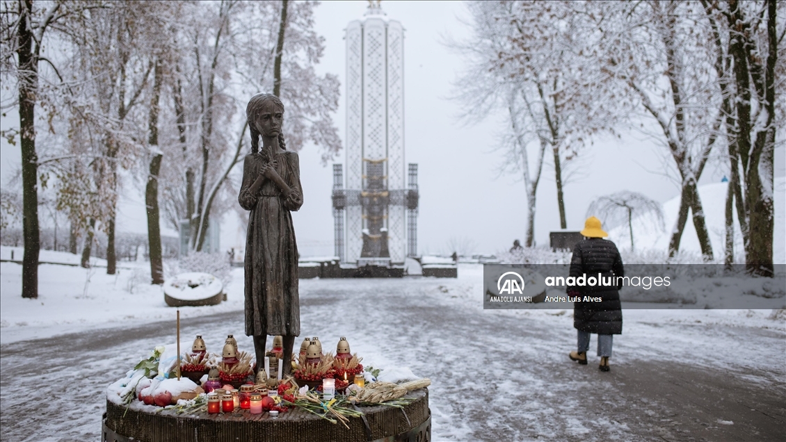 Kiev'de Holodomor kurbanları anılıyor - Anadolu Ajansı