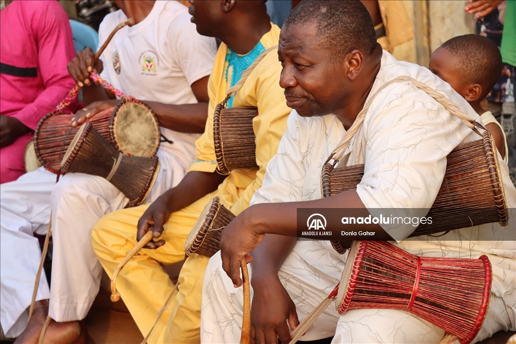 Orta Afrika'nın "konuşan davulu" kalangu - Anadolu Ajansı