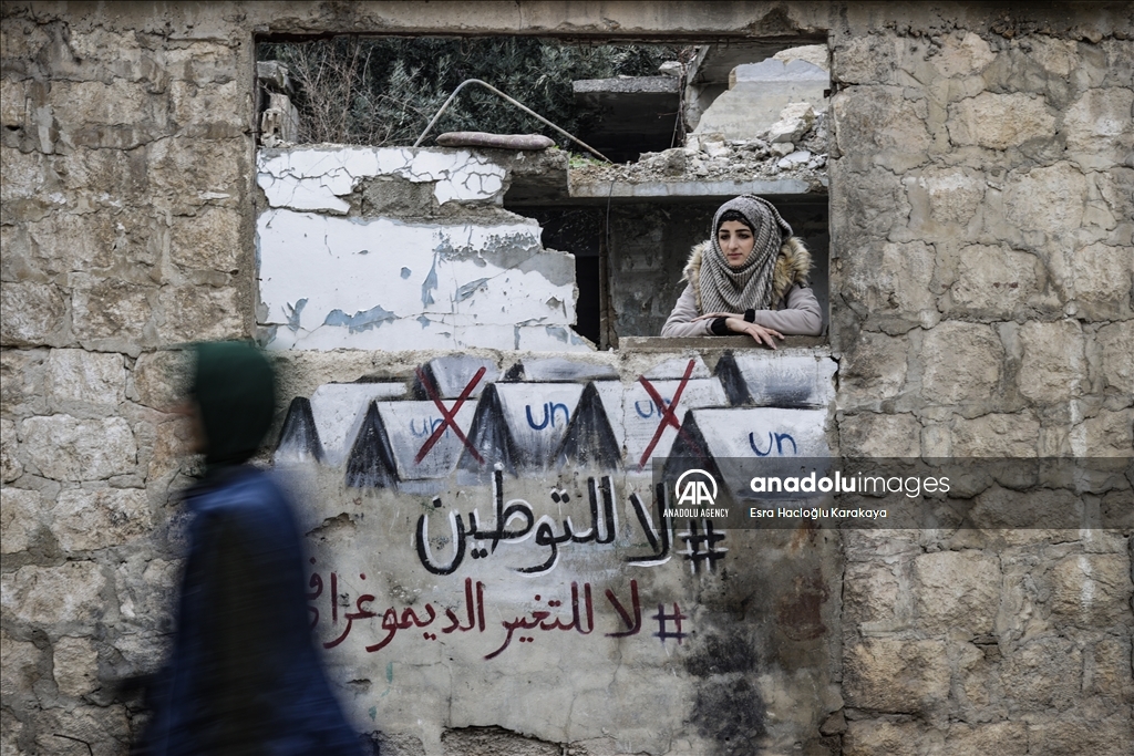 Graffiti artist Selam Hamid paints the struggles, hopes, and dreams of ...
