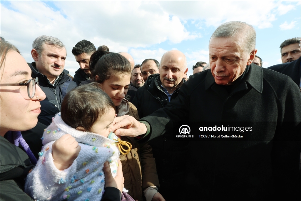 Cumhurbaşkanı Erdoğan, depremden etkilenen Adıyaman'da - Anadolu Ajansı