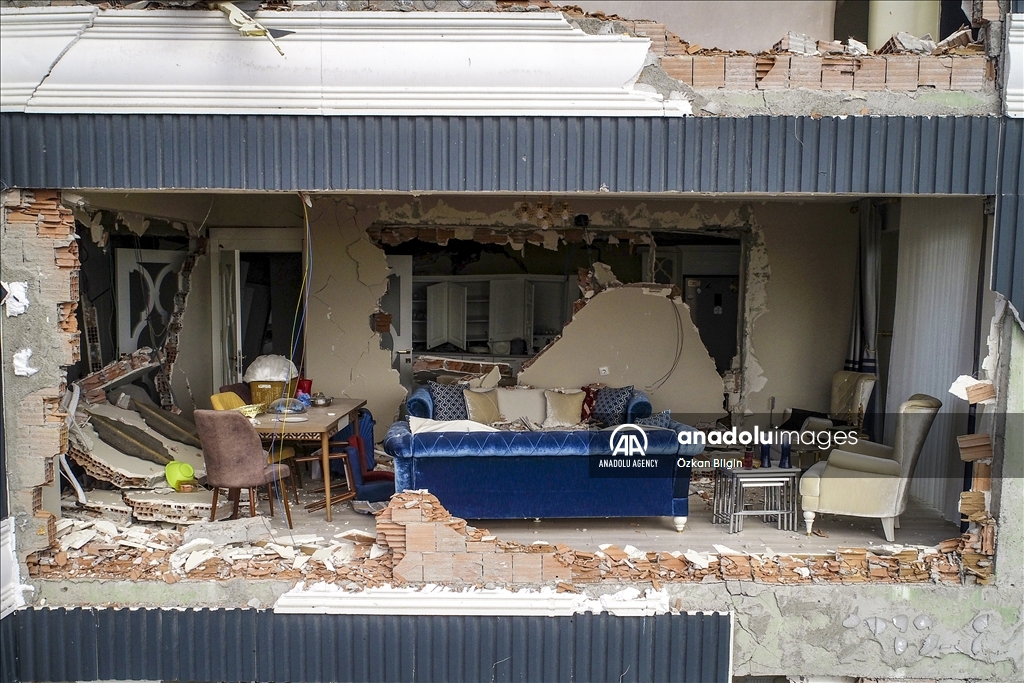 Aftermath of devastating Turkiye earthquakes: Shattered dreams inside ...