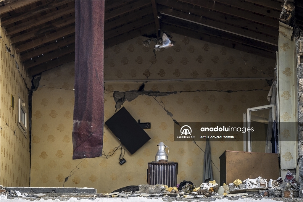 Aftermath of devastating Turkiye earthquakes: Shattered dreams inside ...