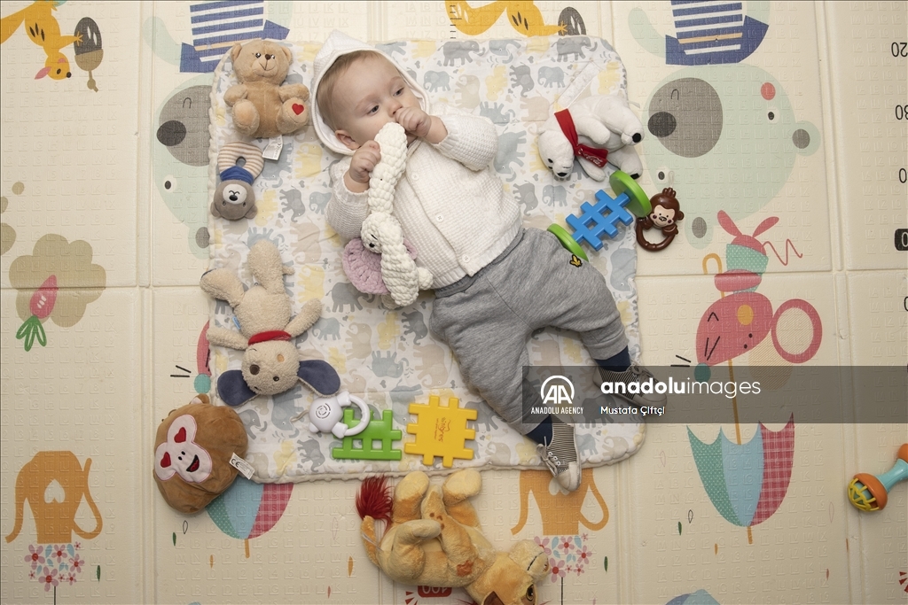 Ukrainian mothers pose with their babies born in shelters due to the ...