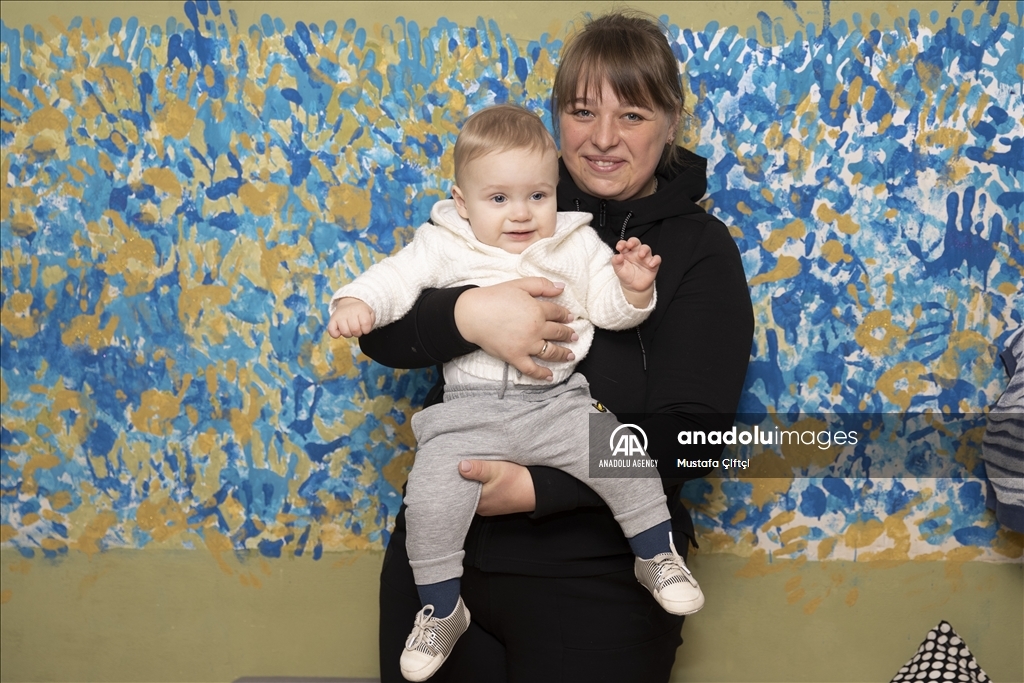 Ukrainian mothers pose with their babies born in shelters due to the ...