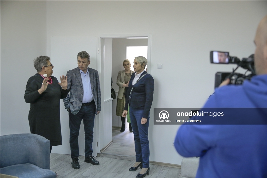 Otvoren prvi Centar za osnaživanje žena oboljelih od raka dojke u Bosni i Hercegovini - Anadolu ...