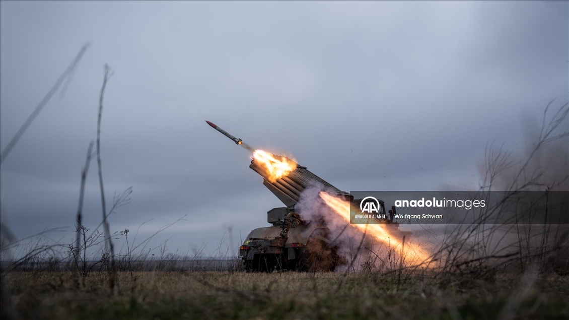 Ukrayna'nın Toretsk kentinde askeri hareketlilik sürüyor - Anadolu Ajansı