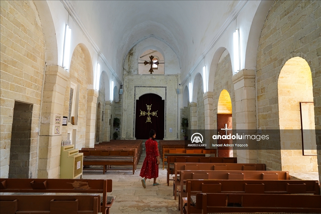 Musul'da dağlara nakşedilmiş görkemli yapı: Rabban Hormizd Manastırı ...