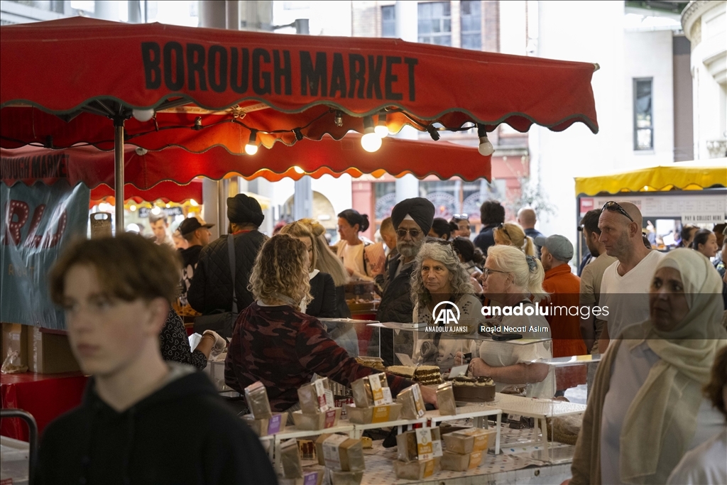 İngiltere’nin meşhur pazarı Borough Market yoğun ilgi görüyor - Anadolu ...