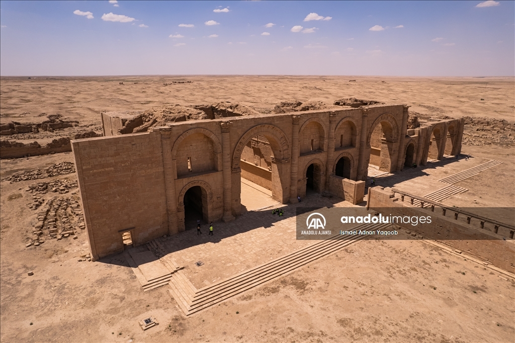 Irak'taki Hadra antik kentinde temizlik ve bakım çalışmaları başladı ...