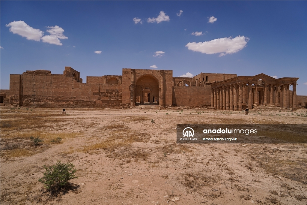 Irak'taki Hadra antik kentinde temizlik ve bakım çalışmaları başladı ...