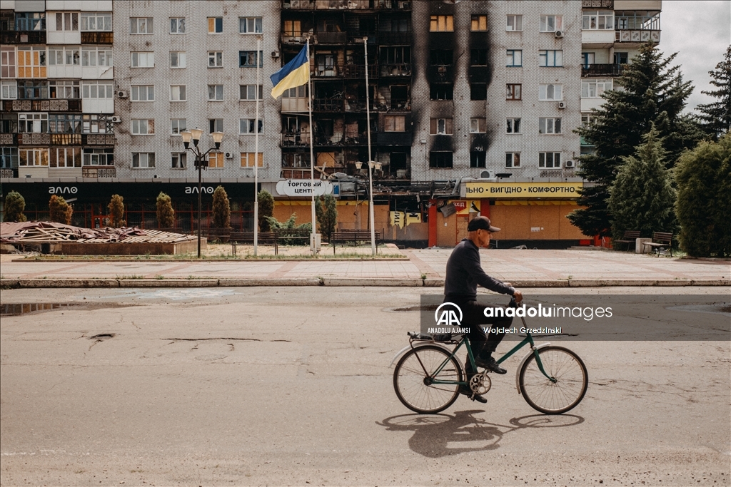 Ukrayna'nın Toretsk kentinde askeri hareketlilik sürüyor - Anadolu Ajansı