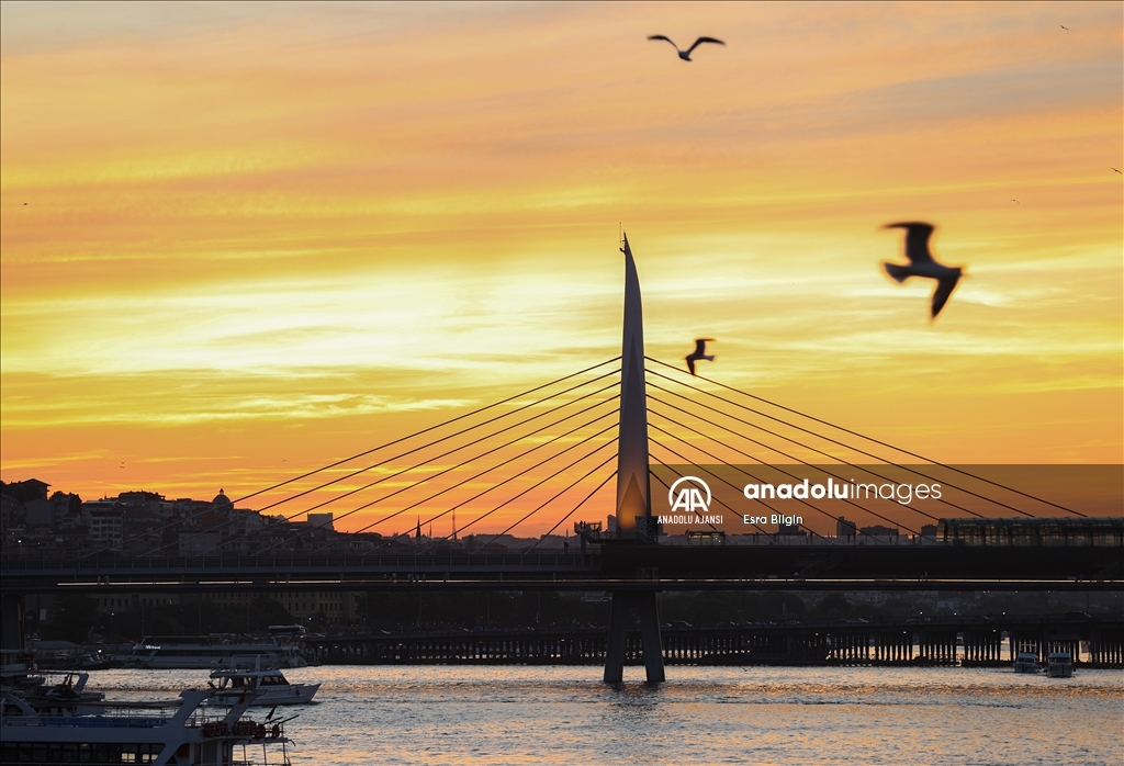 İstanbul'da gün batımı - Anadolu Ajansı